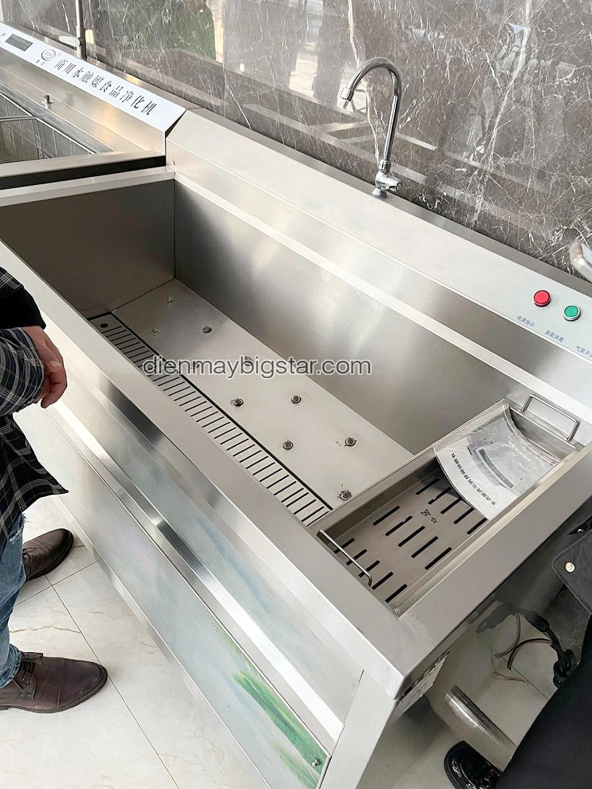 Máy sục Ozone rửa rau củ quả công nghiệp tự động, an toàn